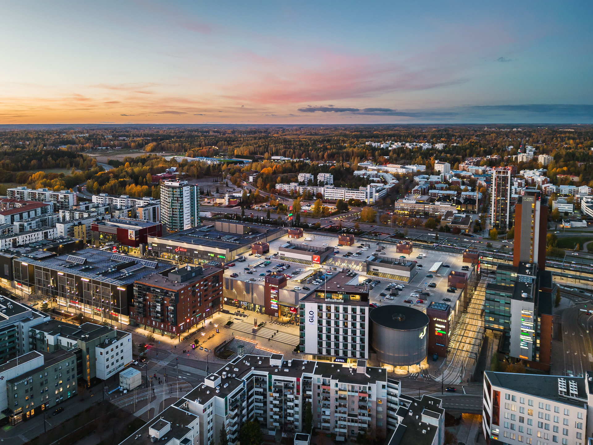 Sello saa Raide-Jokerin sisäänkäynnin ja Niken myymälän - Newsbox.fi